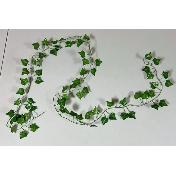 Accents | Green Ivy Vine Plant Leaves Floral Faux Flower 7 Ft Garland ...